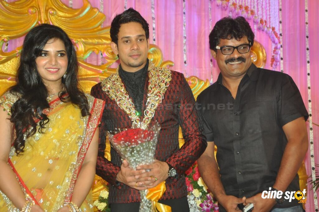 Actor Black Pandi Wedding Reception Photos | Cinespot.net