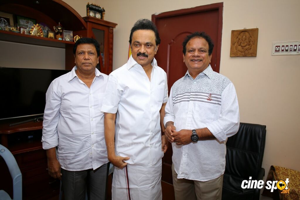 Actor Vasu Vikram Daughter Wedding Reception Photos | Cinespot.net