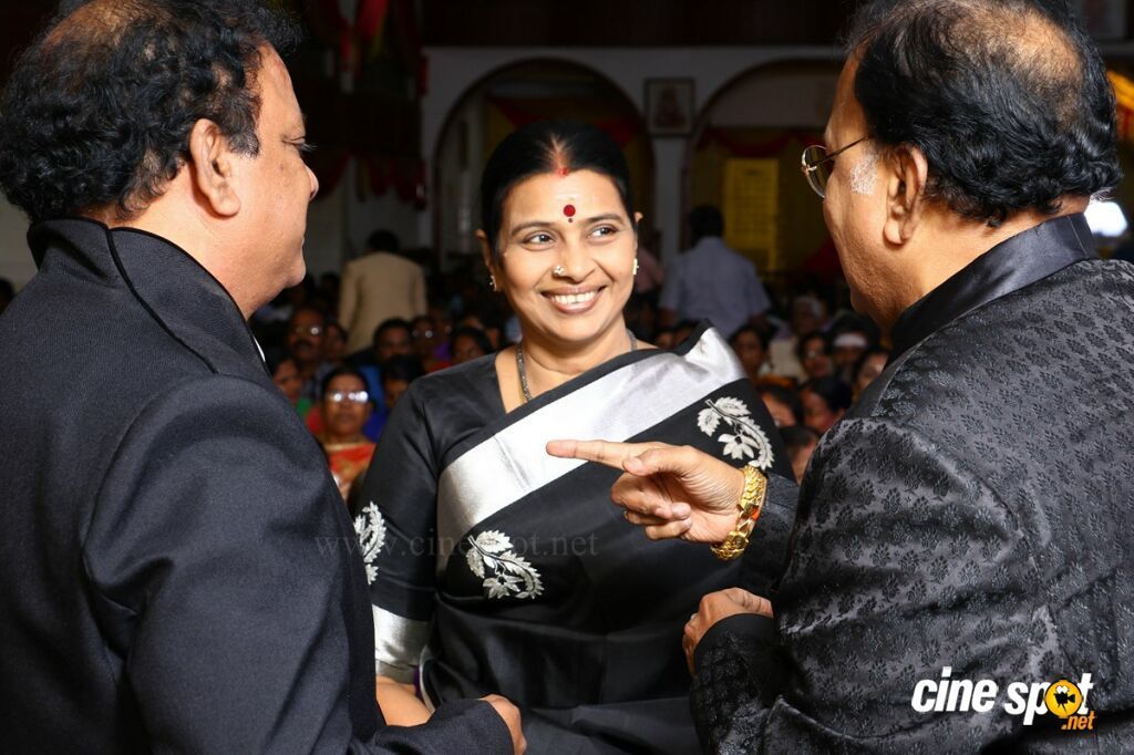 Actor Vasu Vikram Daughter Wedding Reception Photos | Cinespot.net