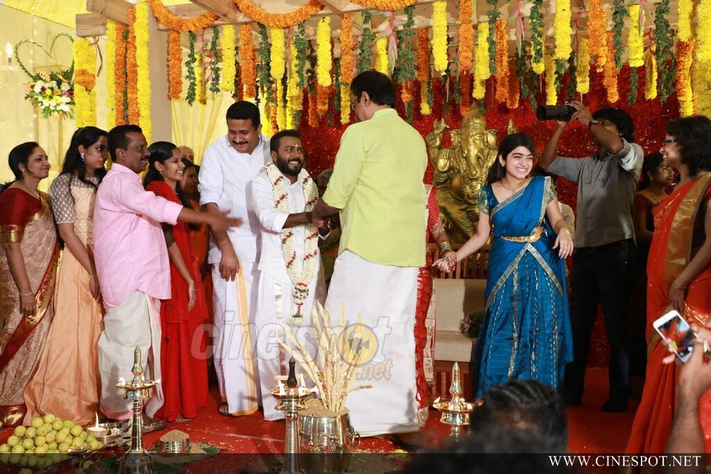 Actor Vishnu Unnikrishnan Marriage Photos | Cinespot.net