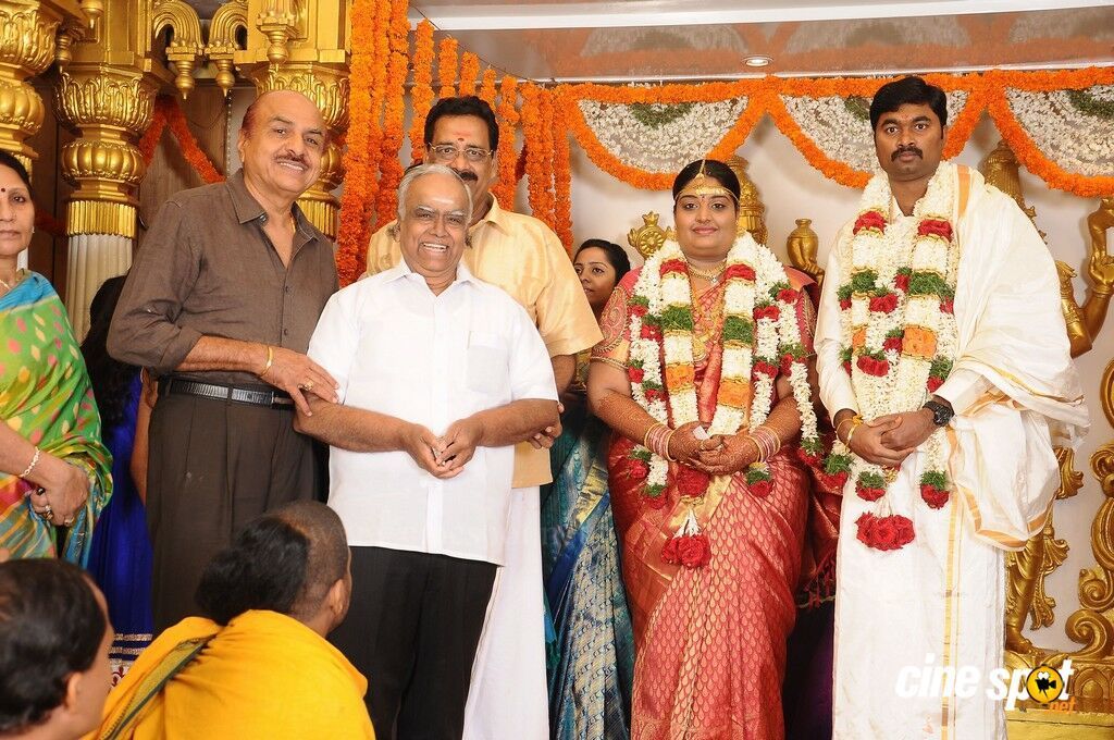 Anbalaya Prabhakaran Daughter Wedding Reception Photos | Cinespot.net
